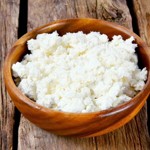Hüttenkäse einfach selbst machen - Oma Kocht
